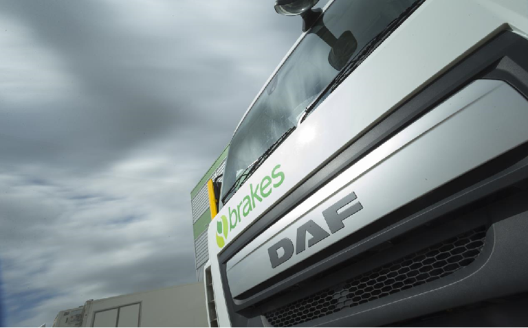DAF LF cleans-up Brakes fleet with Shell GTL Fuel- DAF Trucks Ltd ...