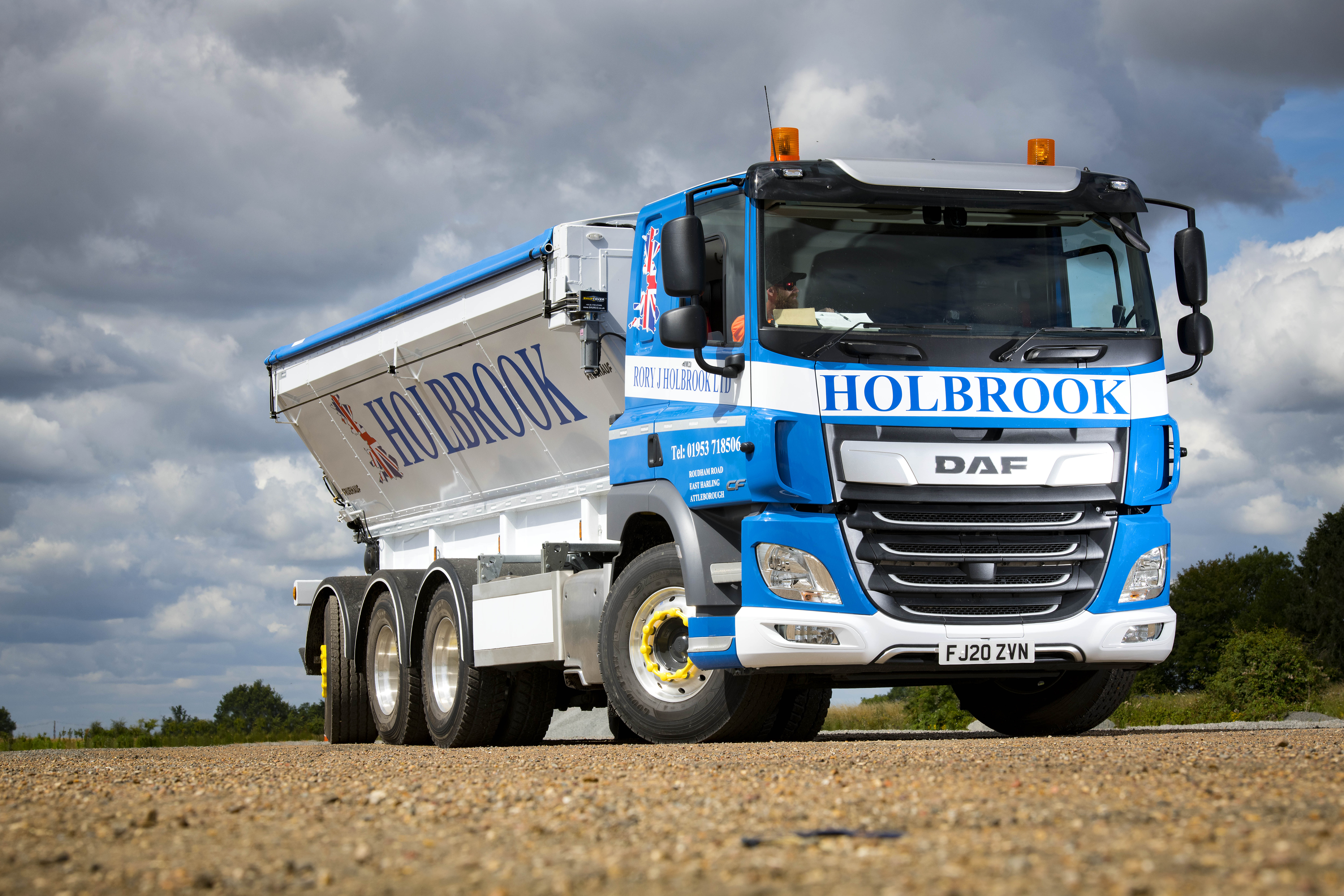 New DAF 8x4 ‘tridem’ offers ‘unique proposition’ for Rory J.Holbrook ...