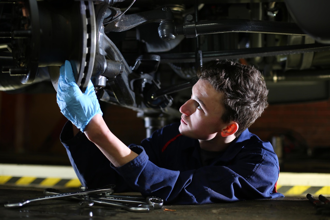 DAF Apprenticeships- DAF Trucks Ltd, United Kingdom