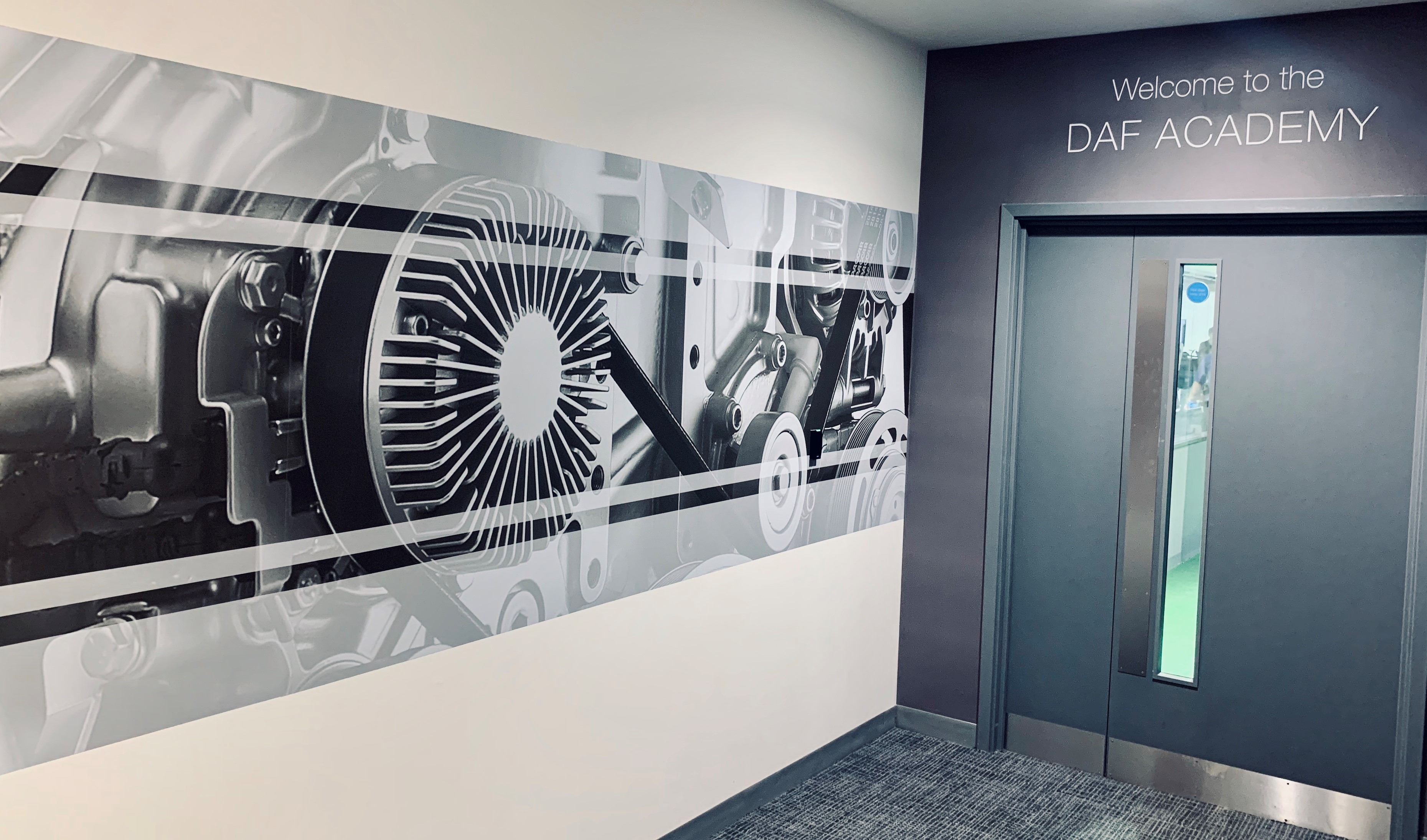 Commercial Skills Apprenticeship- DAF Trucks Ltd, United Kingdom