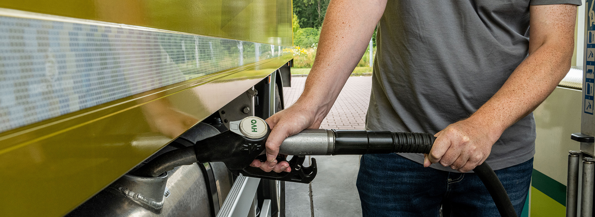 Hydro-treated Vegetable Oil- DAF Trucks Ltd, United Kingdom